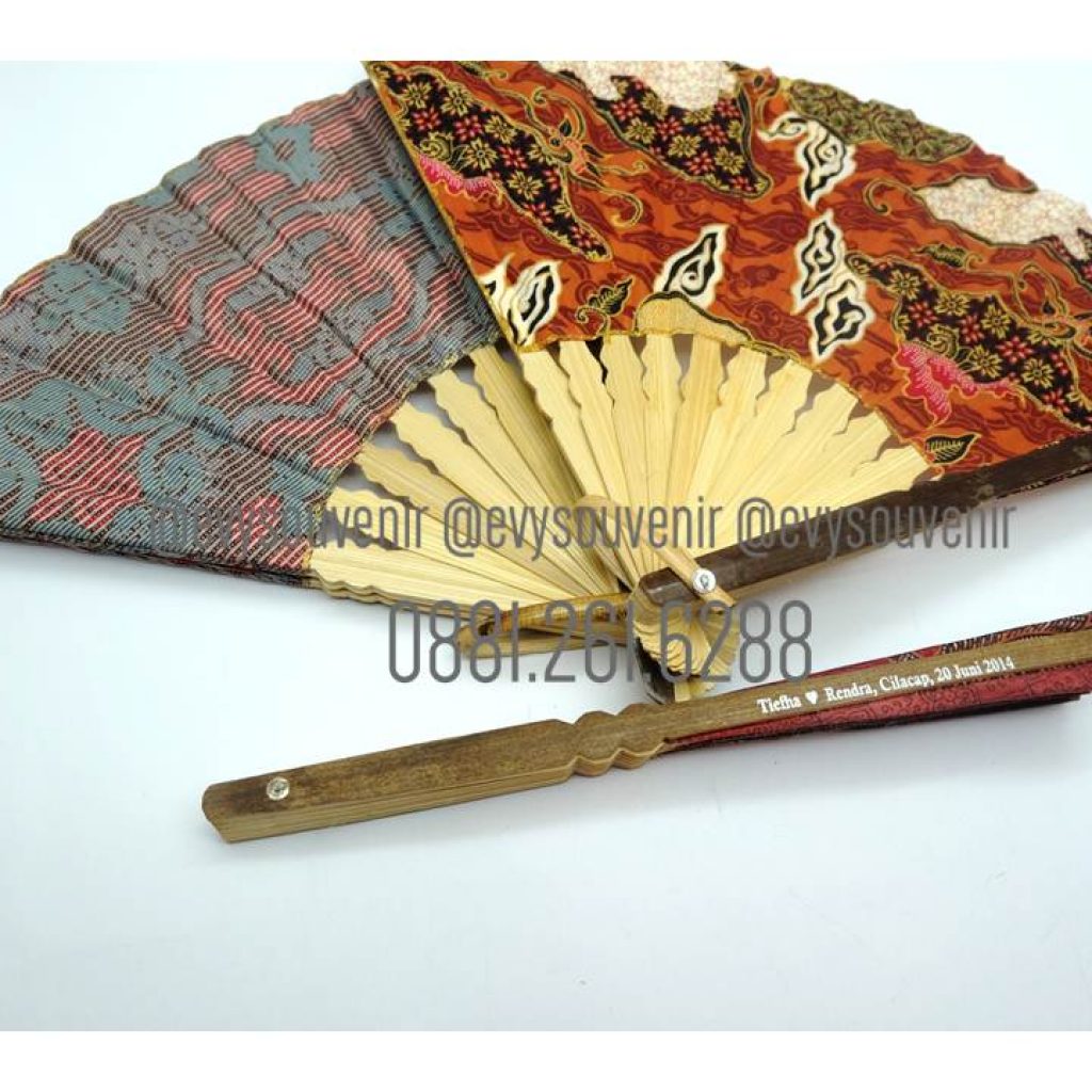 Souvenir kipas batik jumbo – Evy Souvenir