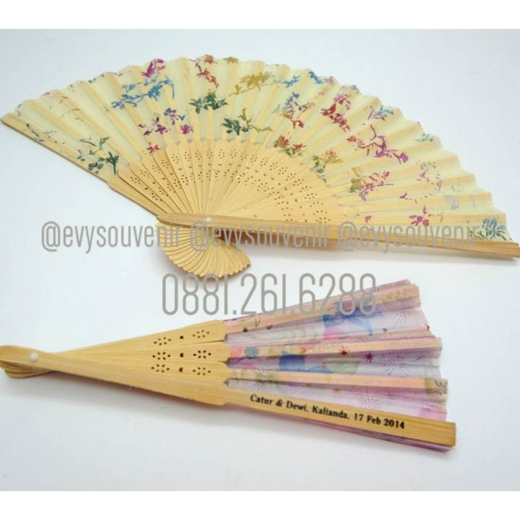 Souvenir Kipas Jepang – Evy Souvenir