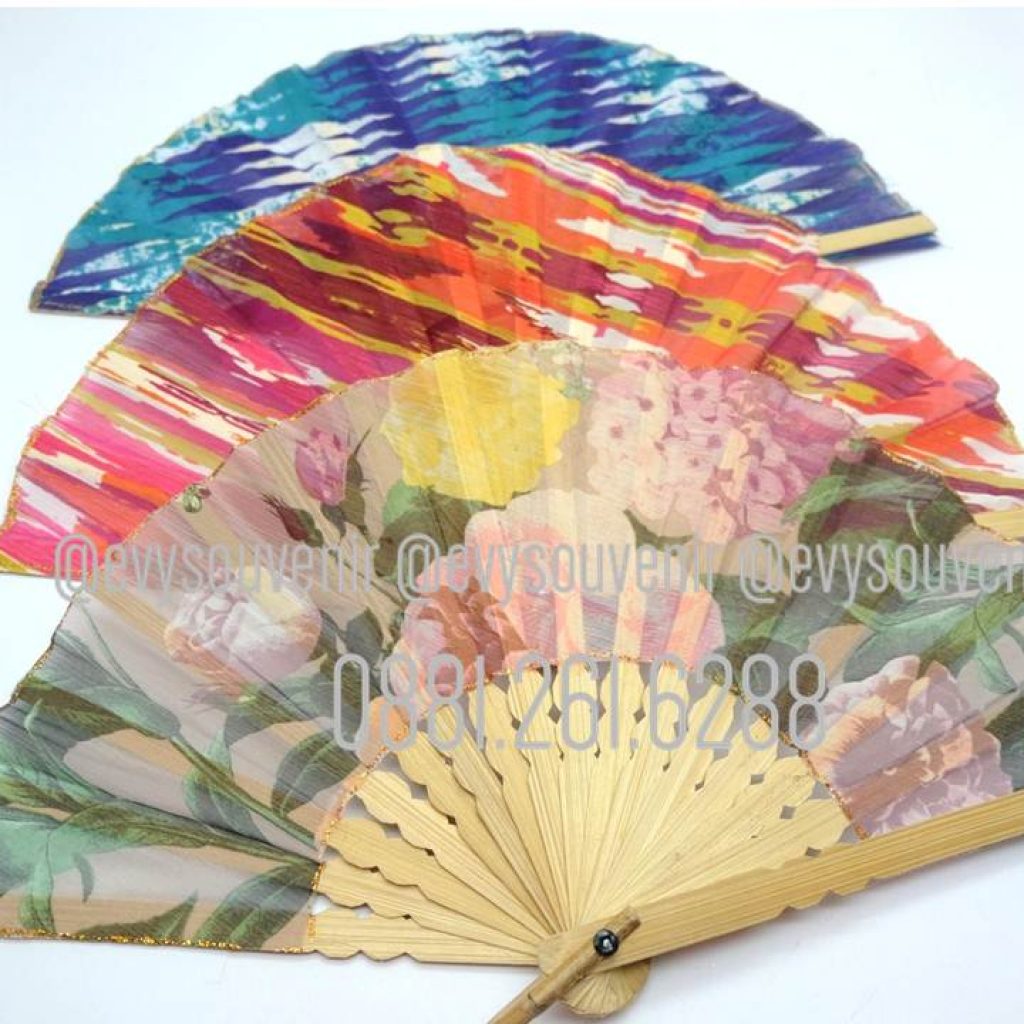Souvenir kipas sifon besar – Evy Souvenir