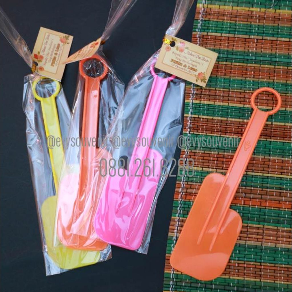 Souvenir Solet Plastik – Evy Souvenir