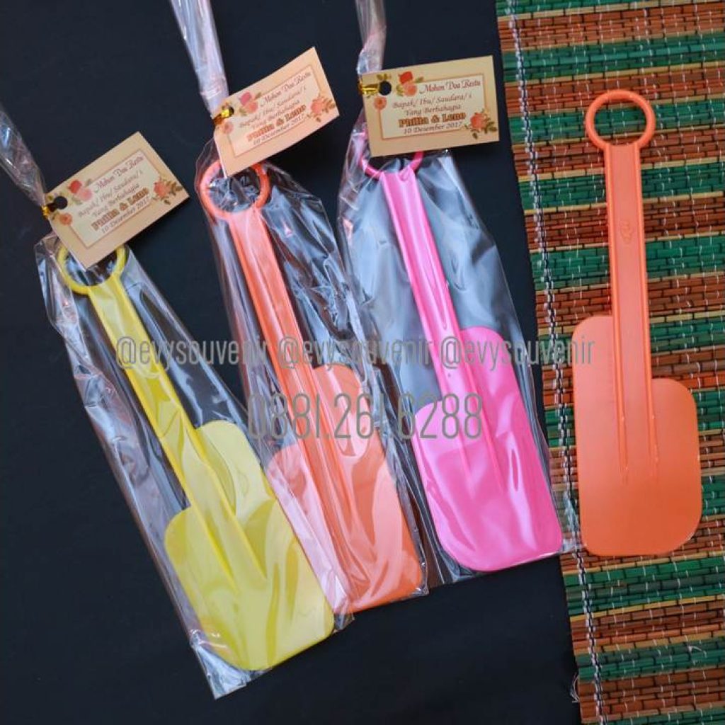 Souvenir Solet Plastik – Evy Souvenir