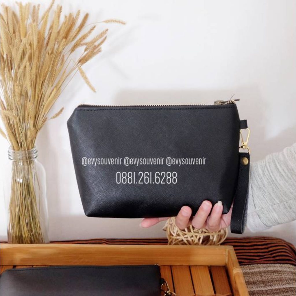 Souvenir Dompet – Evy Souvenir